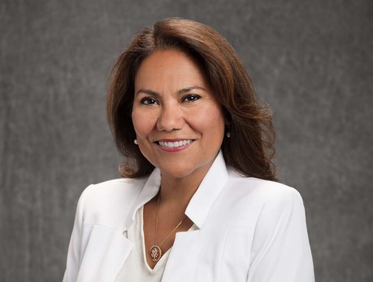 Rep. Escobar Disapproves of 'Horrific' Separation of Children From ...